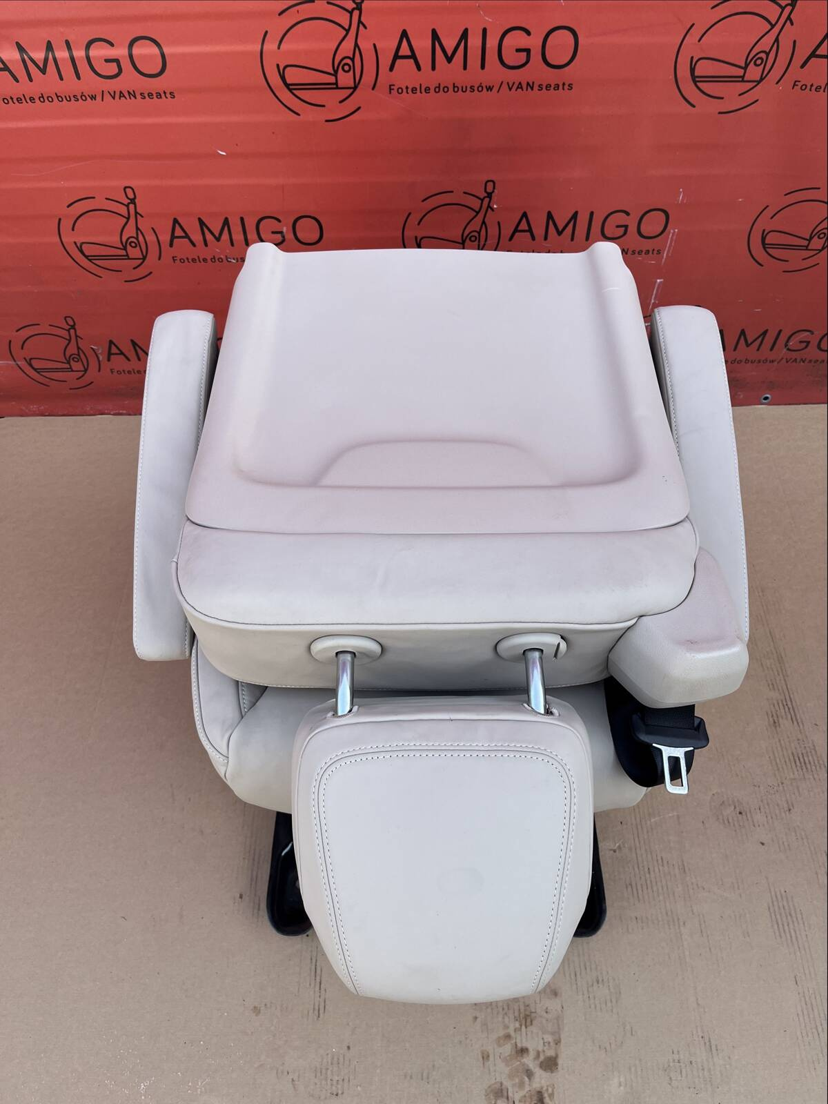 Seat single rear Mercedes V-class W447 Leather Nappa silk-beige (VY9 ...